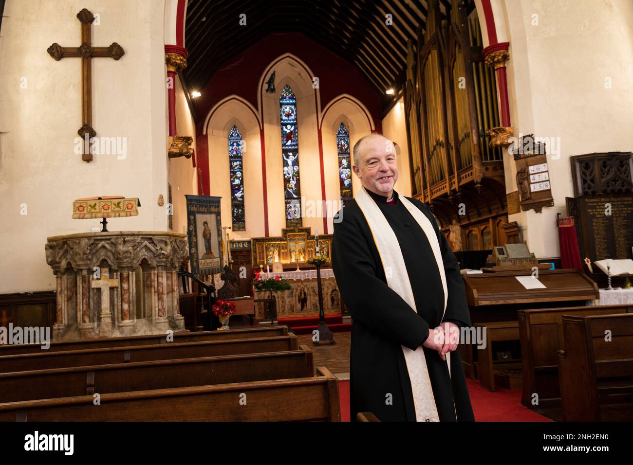 Gay vicar hi-res stock photography and images - Alamy