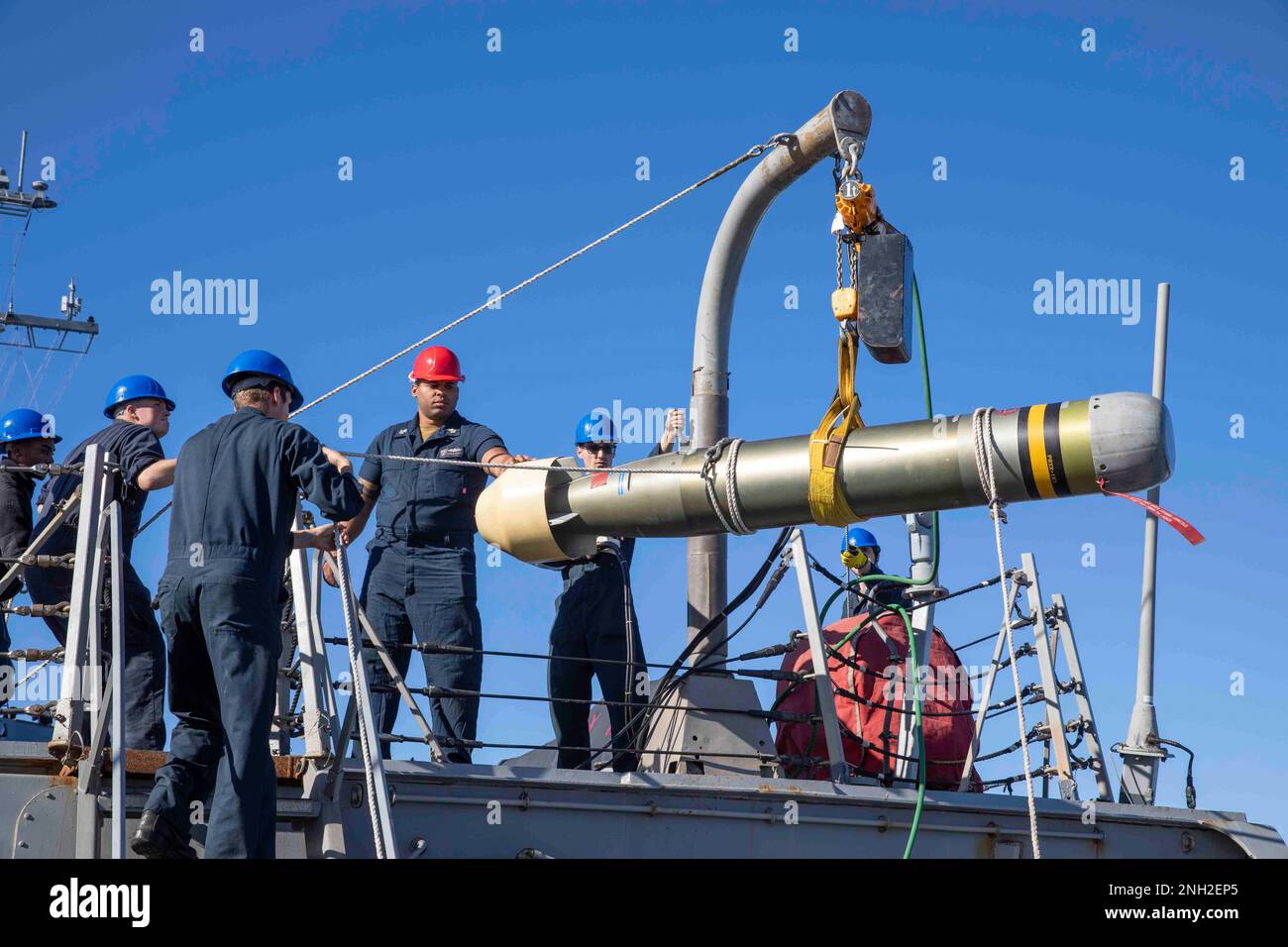 221208-N-SN516-1200 PACIFIC OCEAN (Dec. 8, 2022) U.S. Navy Sailors ...