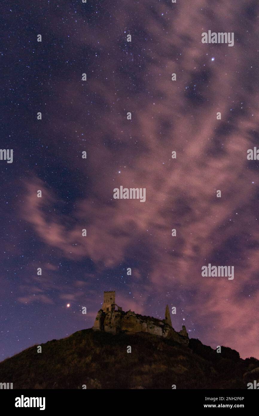 Cefala diana castle by night hi-res stock photography and images - Alamy