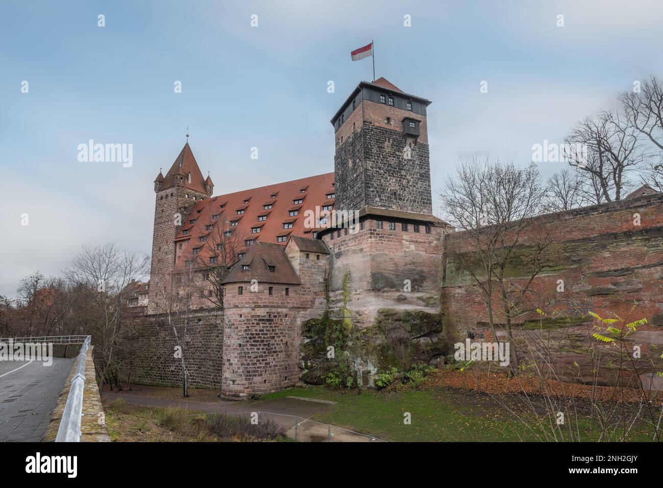 Nuremberg Castle (Kaiserburg) view Imperial Stables, Pentagonal Tower ...