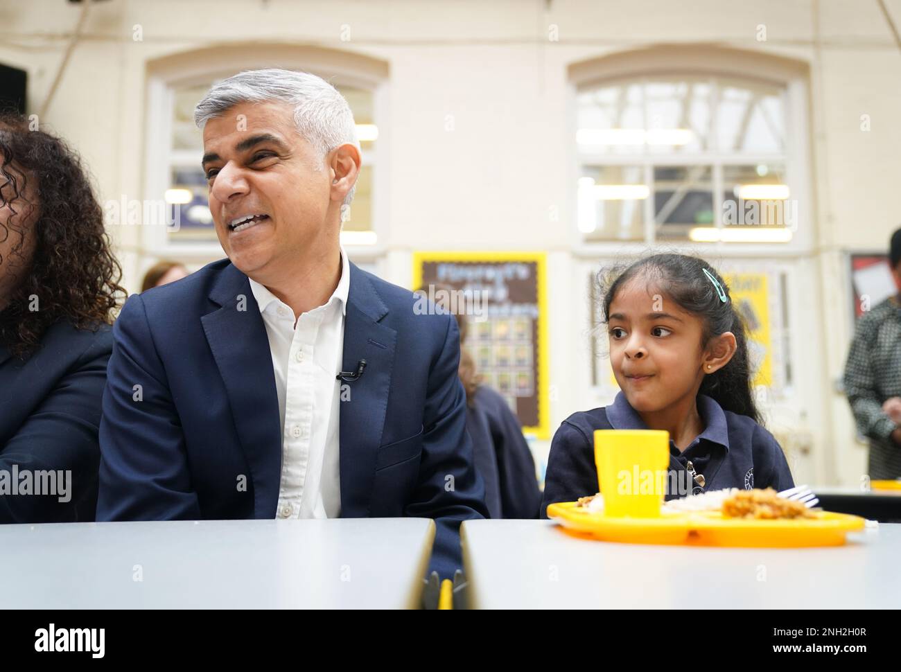 Mayor of London Sadiq Khan visits his old school, Fircroft Primary ...
