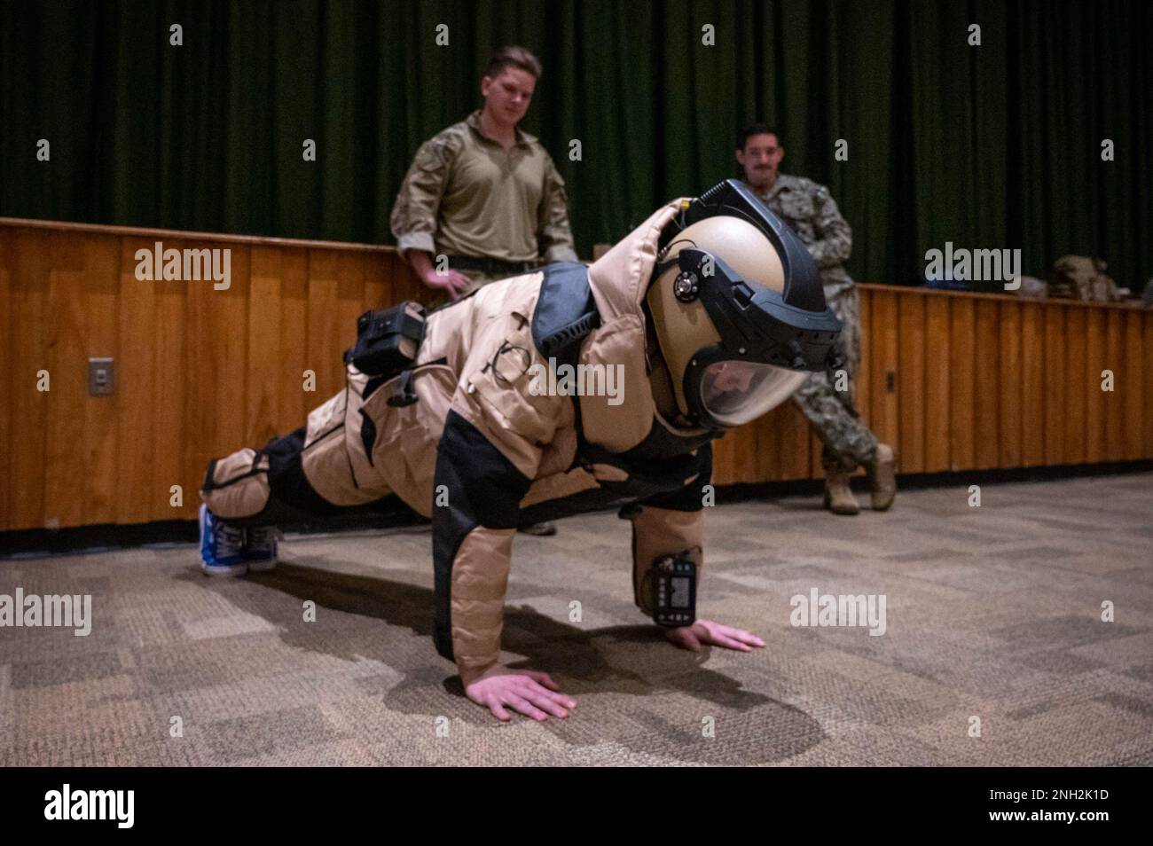 221208-N-WF272-1095 BRICK TOWNSHIP, N.J. (Dec. 8, 2022) A Brick ...