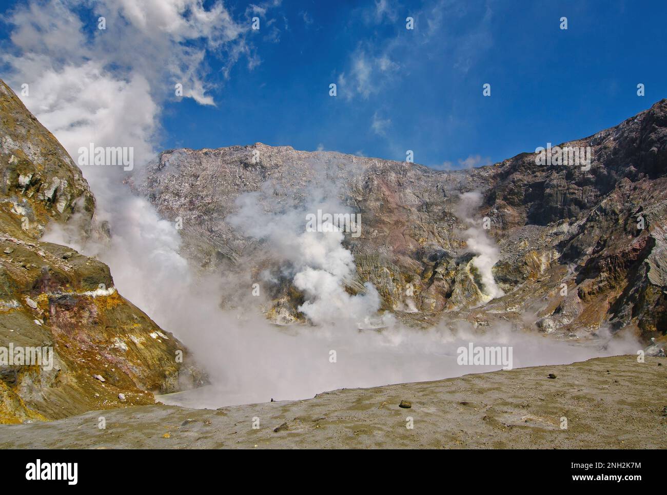 Volcanicity hi-res stock photography and images - Alamy