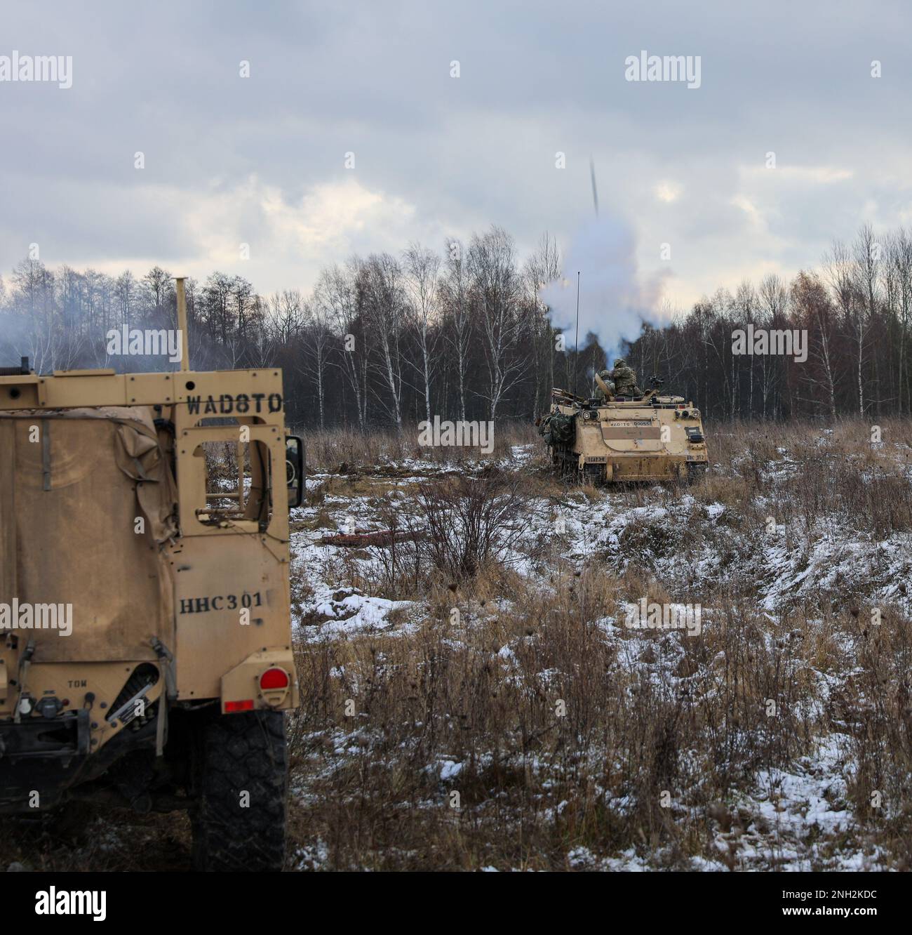 120mm mortar system hi-res stock photography and images - Alamy