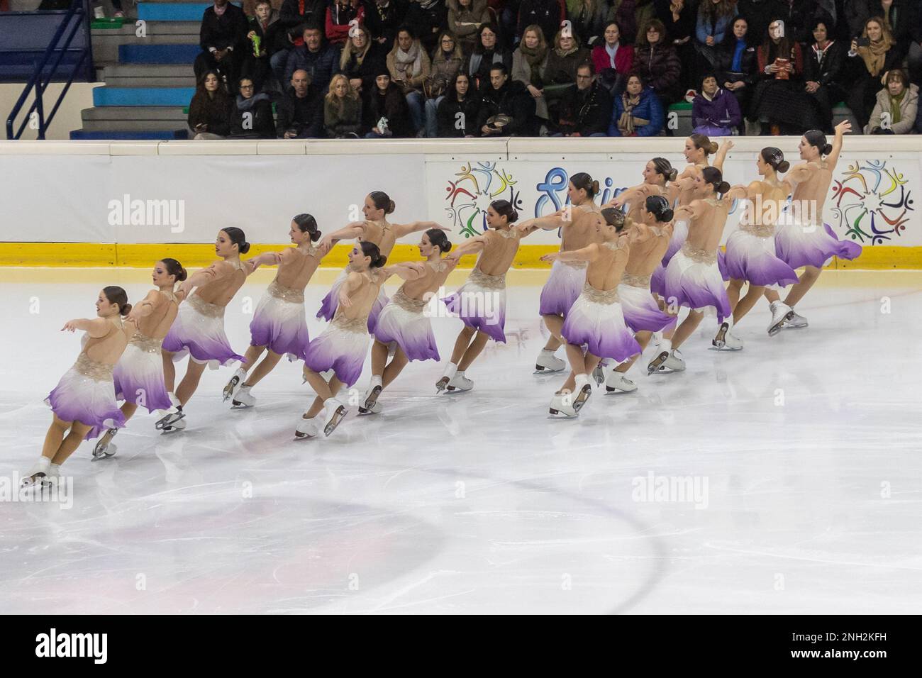 Hot shivers skating hi-res stock photography and images - Alamy