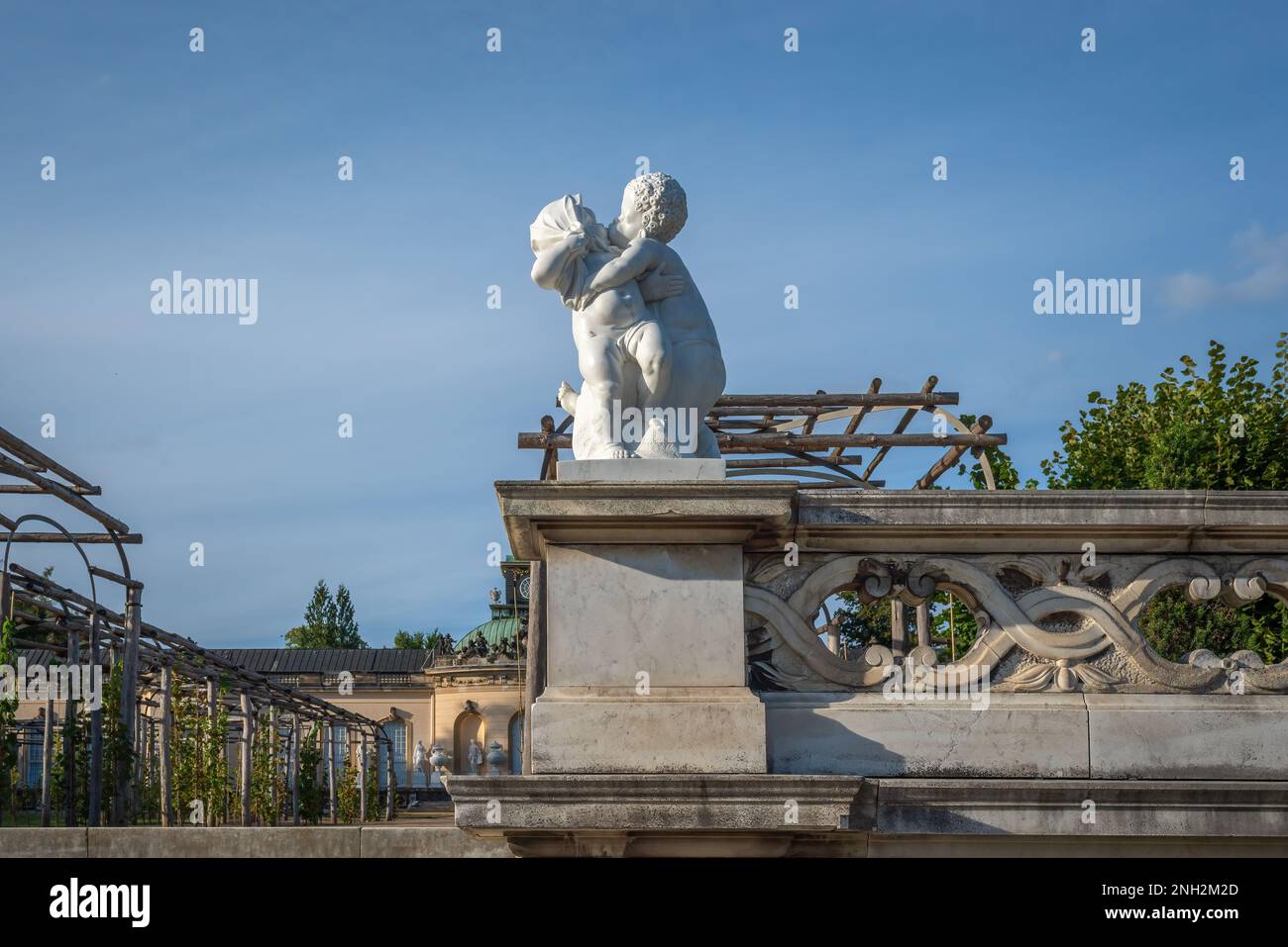 Babies marble sculptures in front of Picture Gallery (Bildergalerie ...