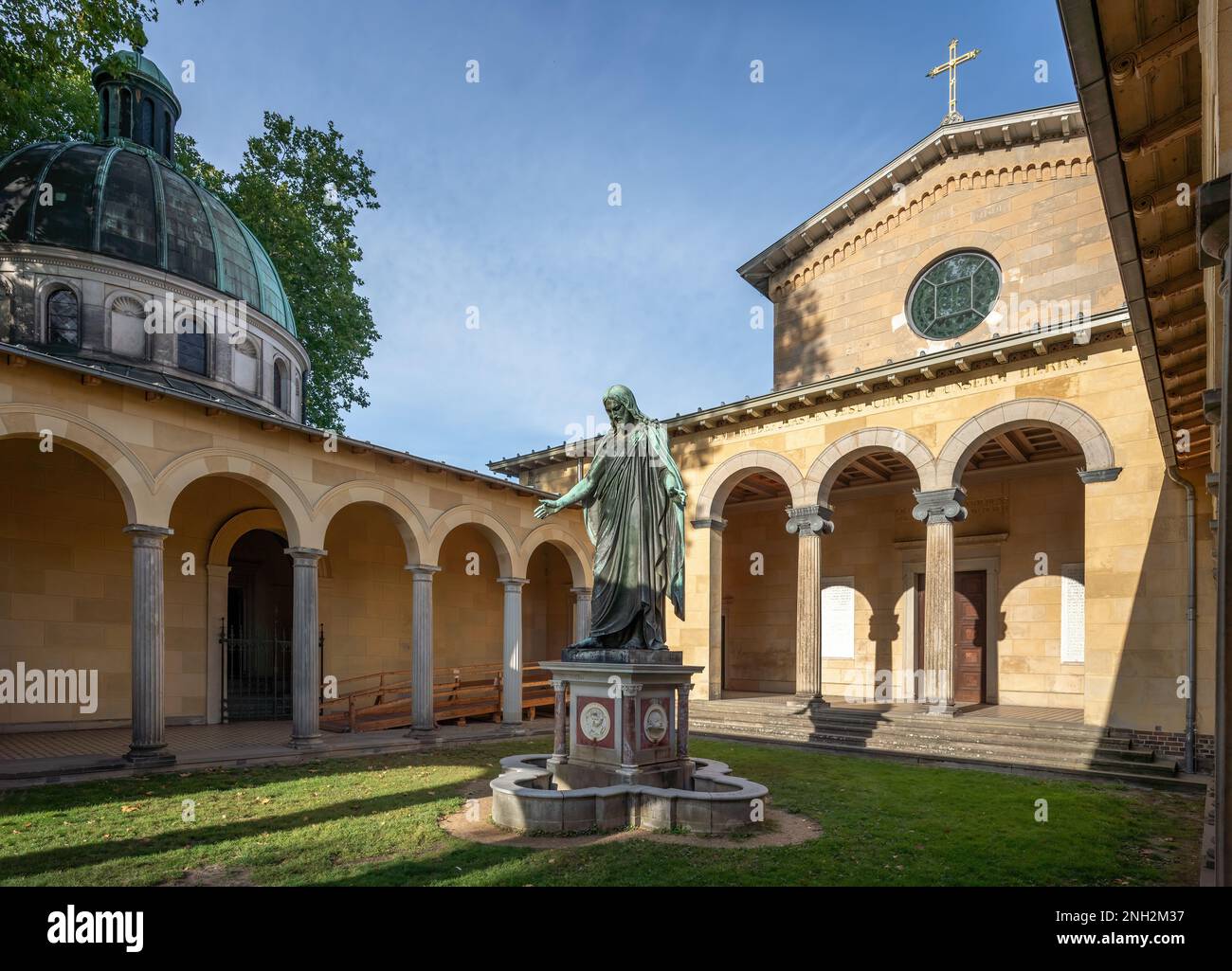 Germany jesus statue jesus sculpture hi-res stock photography and ...