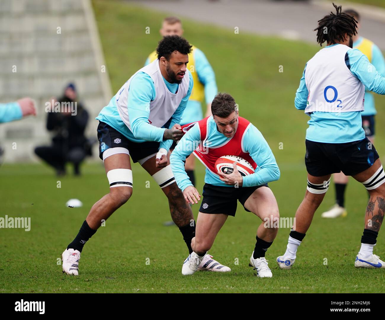 England's Courtney Lawes (left) and George Ford during a training ...