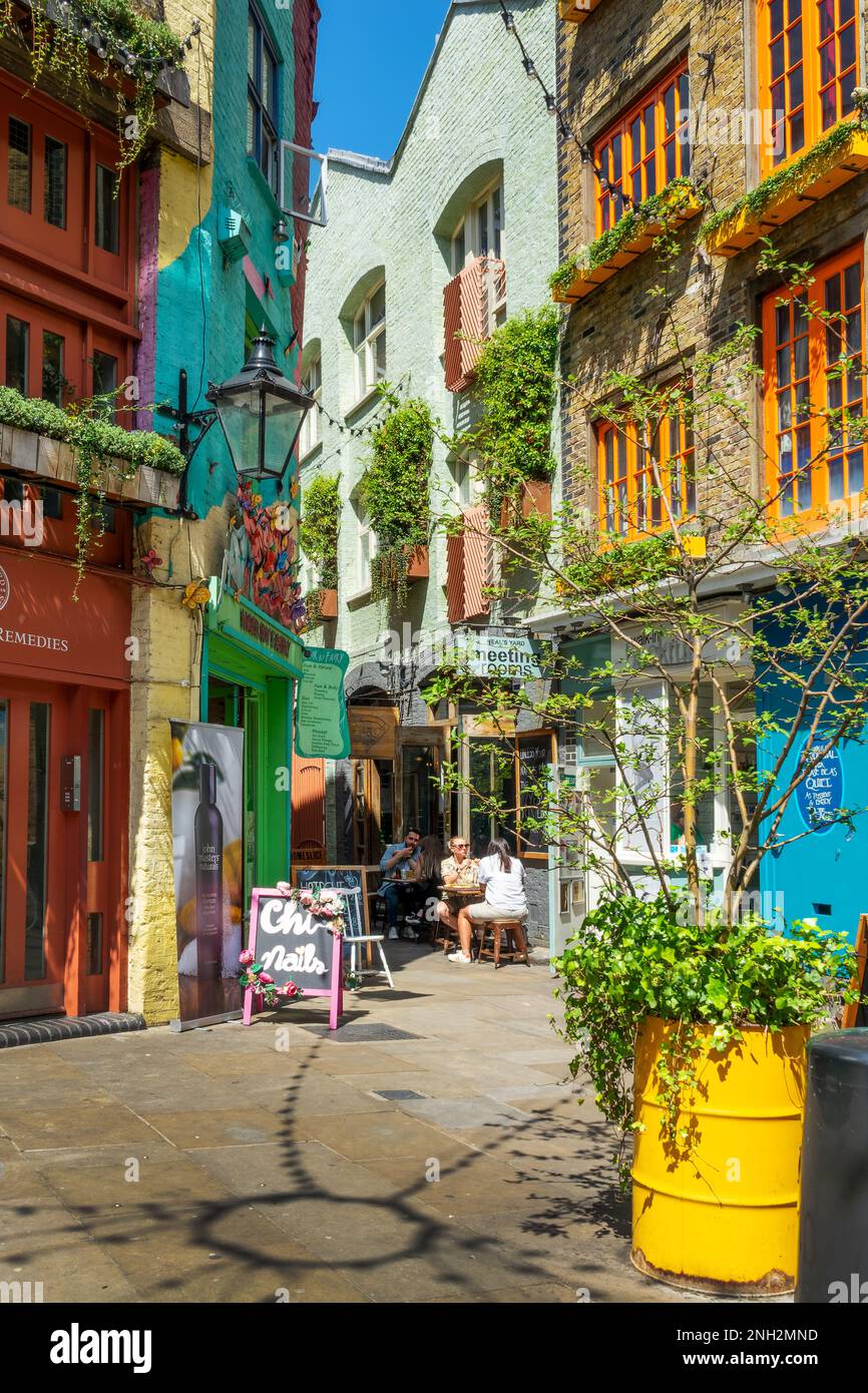 Colorful buildings at Neal's Yard, a small alley in Covent Garden ...