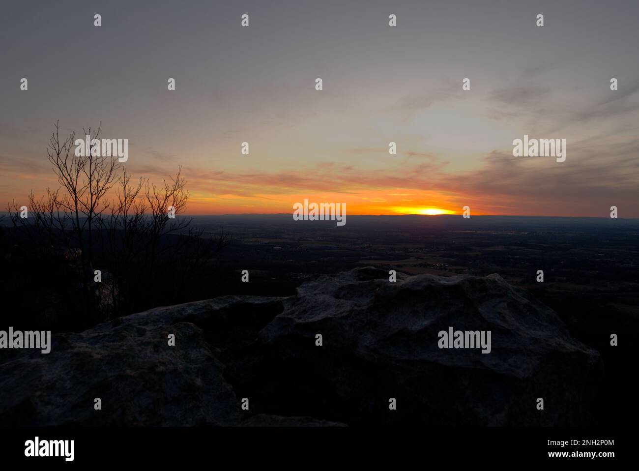 Sunset at Black Rock Cliff on the Appalachian Trail in Maryland Stock ...