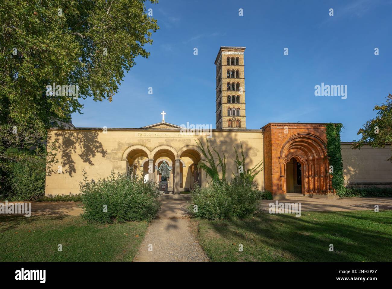 Peace church hi-res stock photography and images - Alamy
