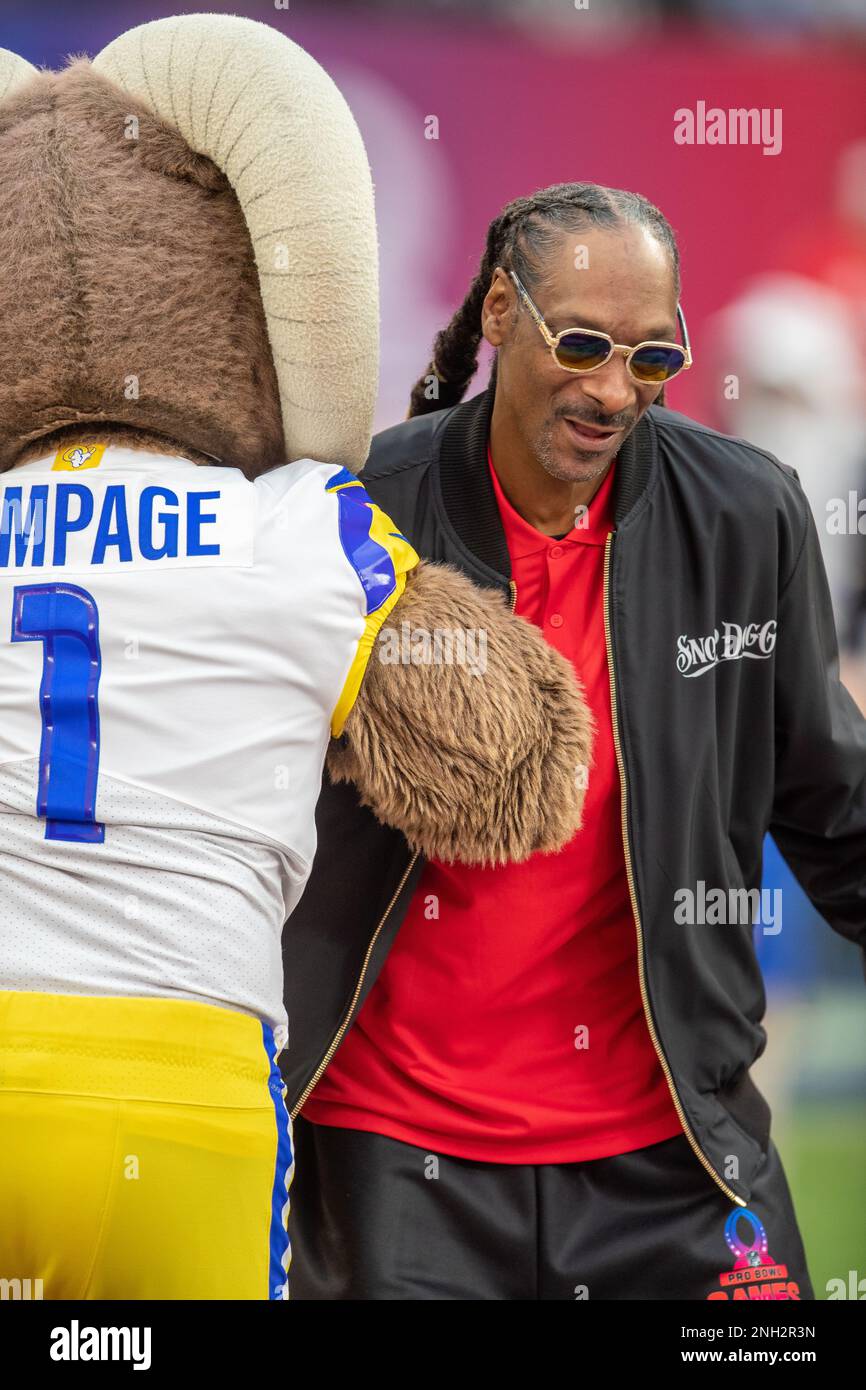 Snoop dogg image hi-res stock photography and images - Alamy