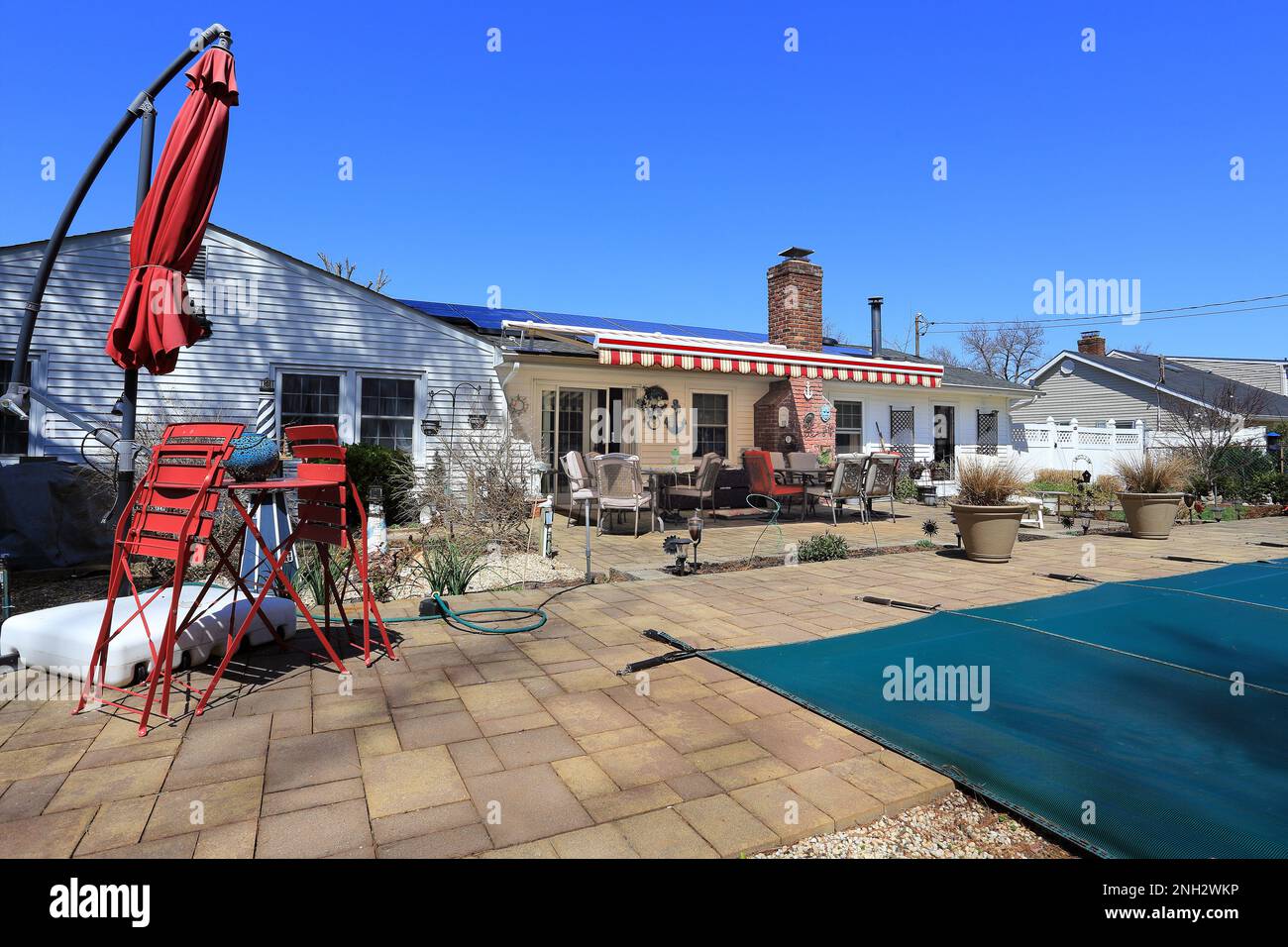 Suburban backyard patio Long Island New York Stock Photo - Alamy