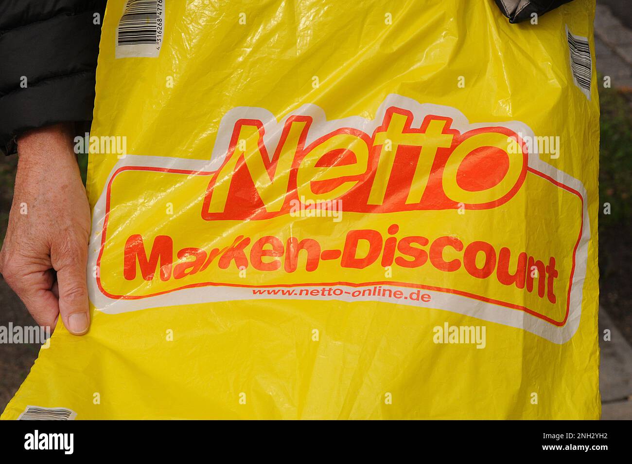 German netto hi-res stock photography and images - Alamy