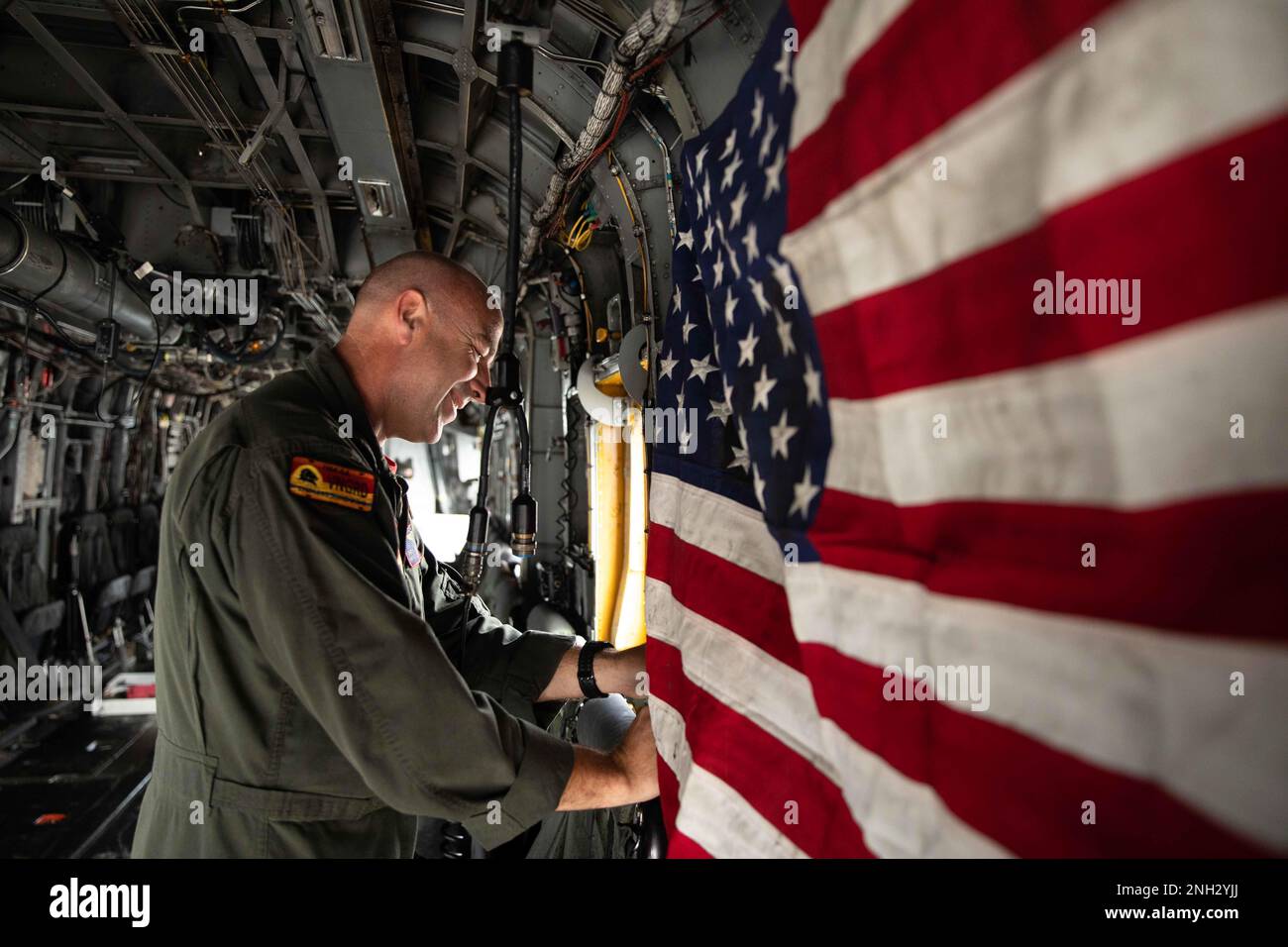 Senior Chief Naval Aircrewman (Helicopter) Chris “Chancellor” Leebeck ...