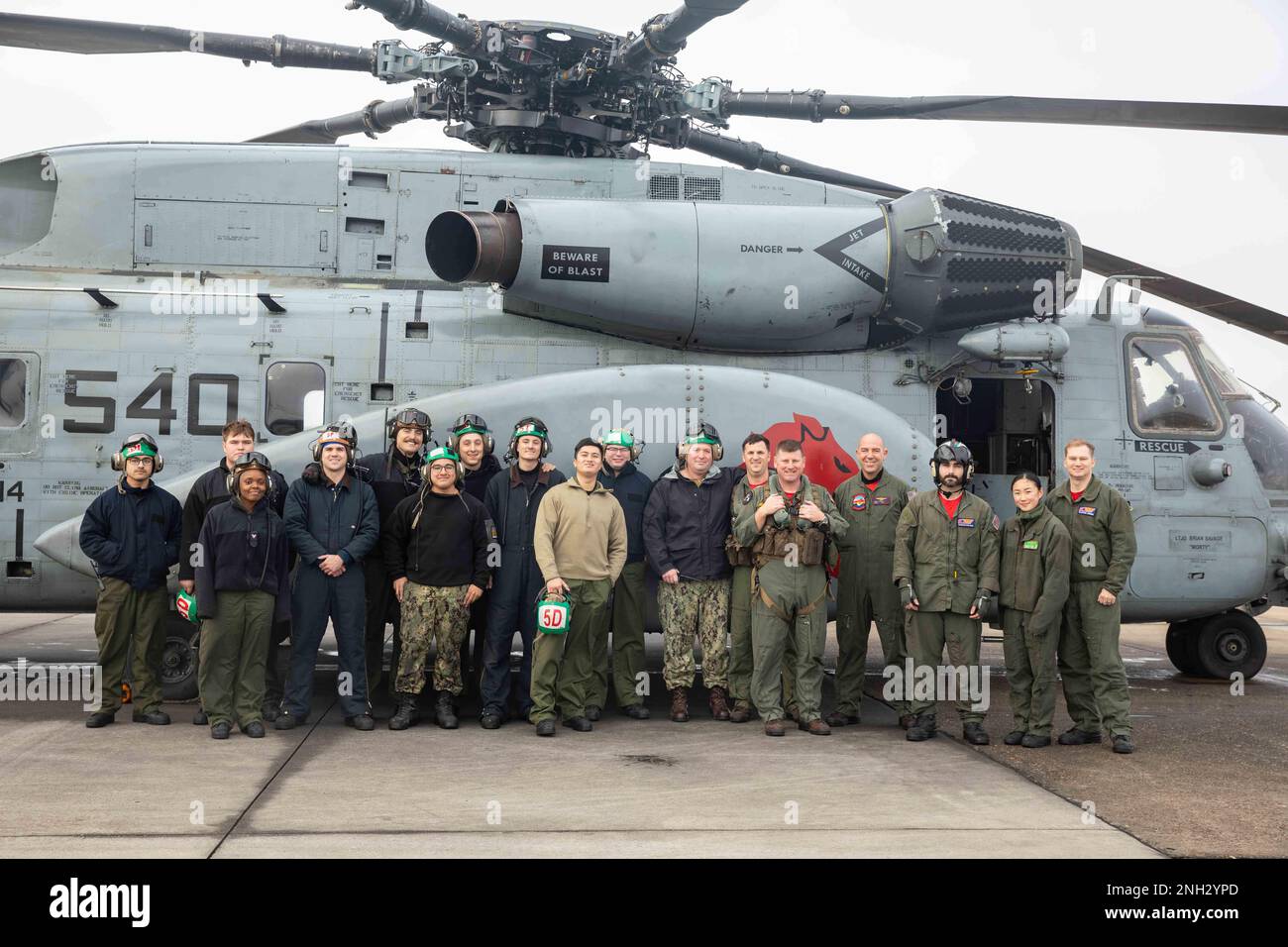 Sailors assigned to the “Vanguard” of Helicopter Mine Countermeasures ...