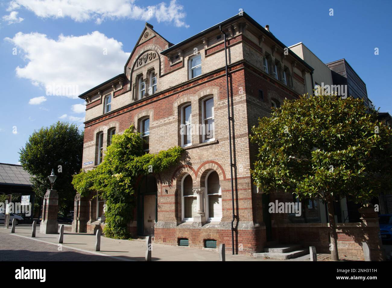 Old brewery buildings hi-res stock photography and images - Alamy