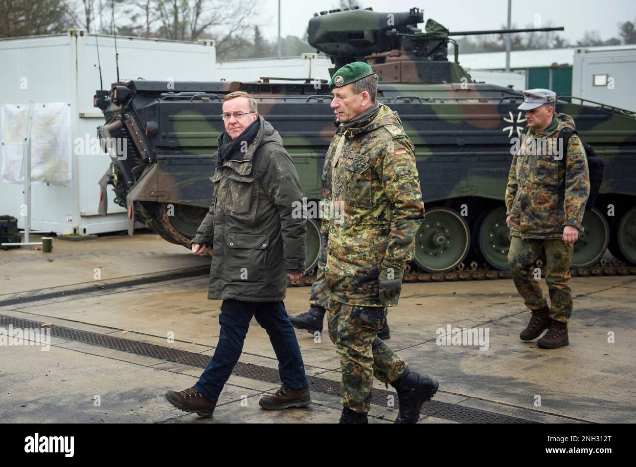 German Defence Minister Boris Pistorius (l-r) and Brigadier General ...