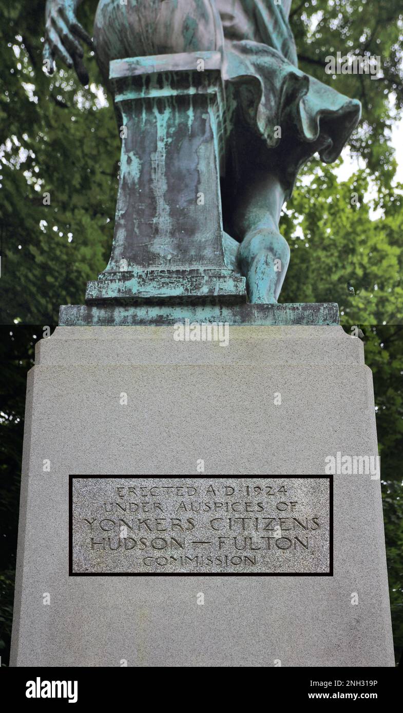 Robert fulton statue hi-res stock photography and images - Alamy