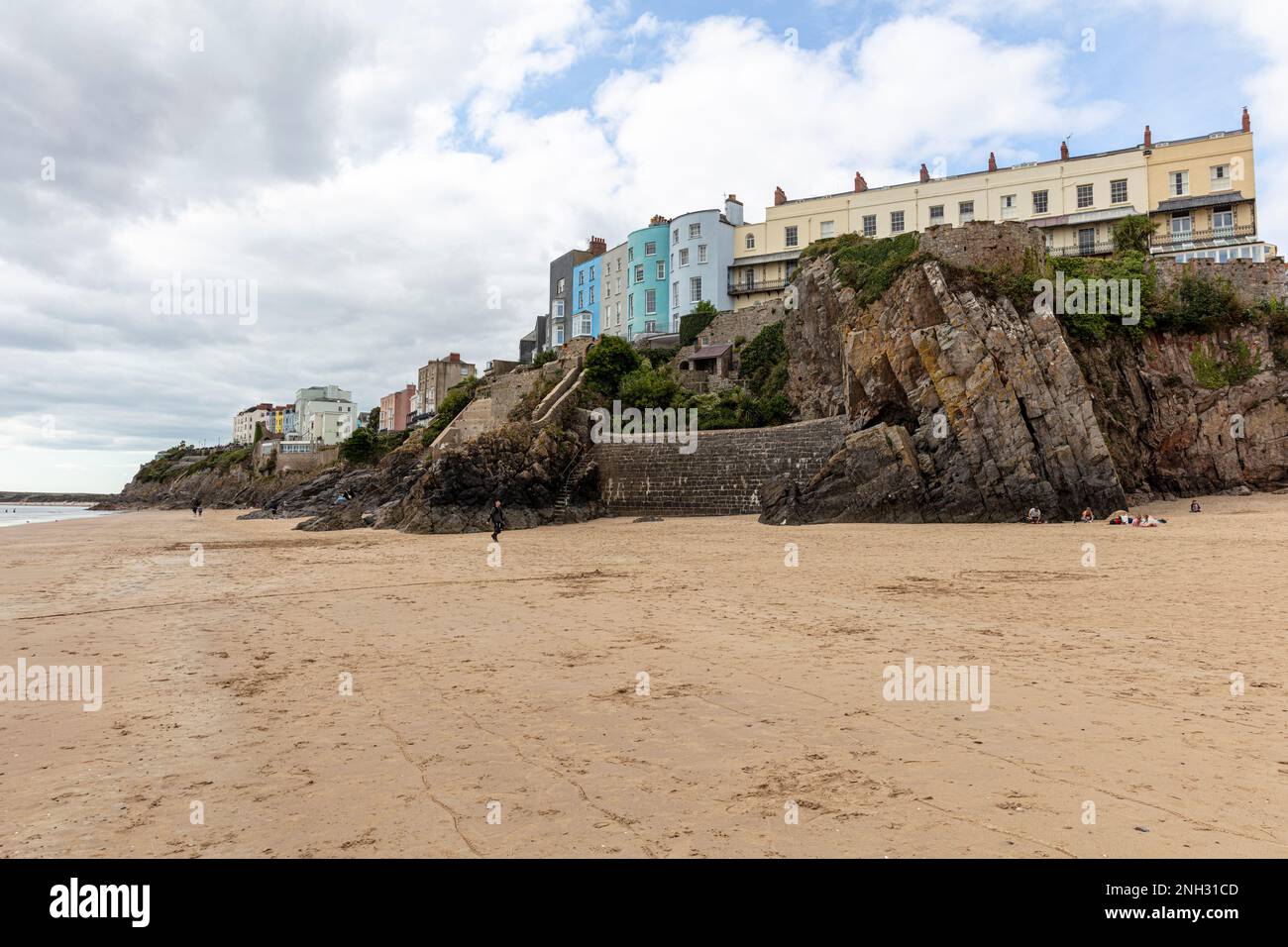 Tenby harbour and town houses overlooking, Tenby, Pembrokeshire, Wales ...