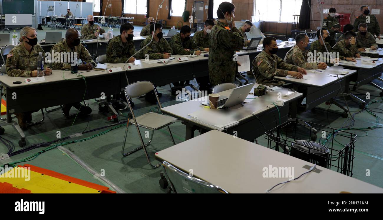 U.S. Army Soldiers and Japan Ground Self Defense Force members ...