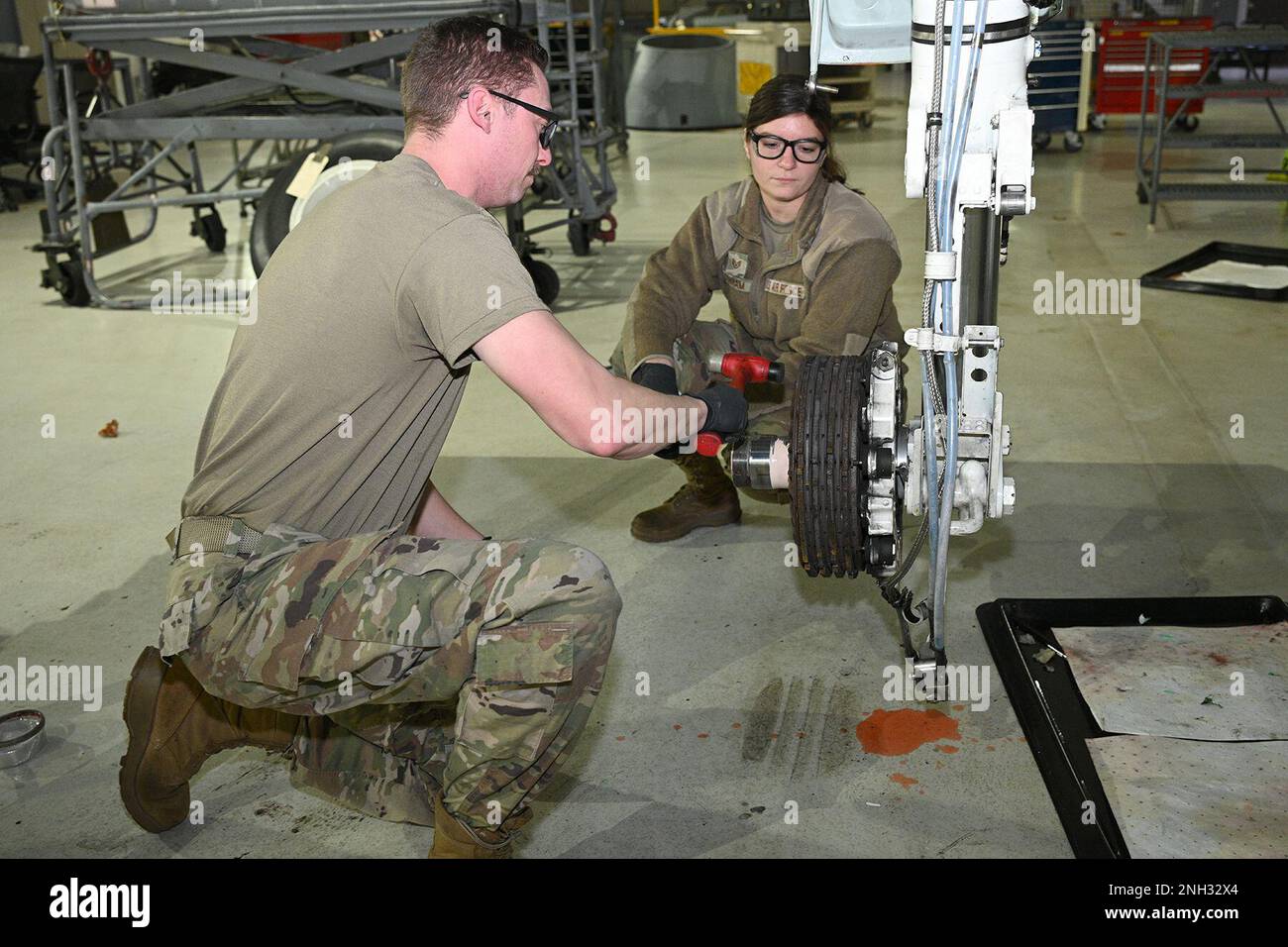 Master Sgt. Keith Hardy, phase work leader, and Staff Sgt. Julia Dunham ...
