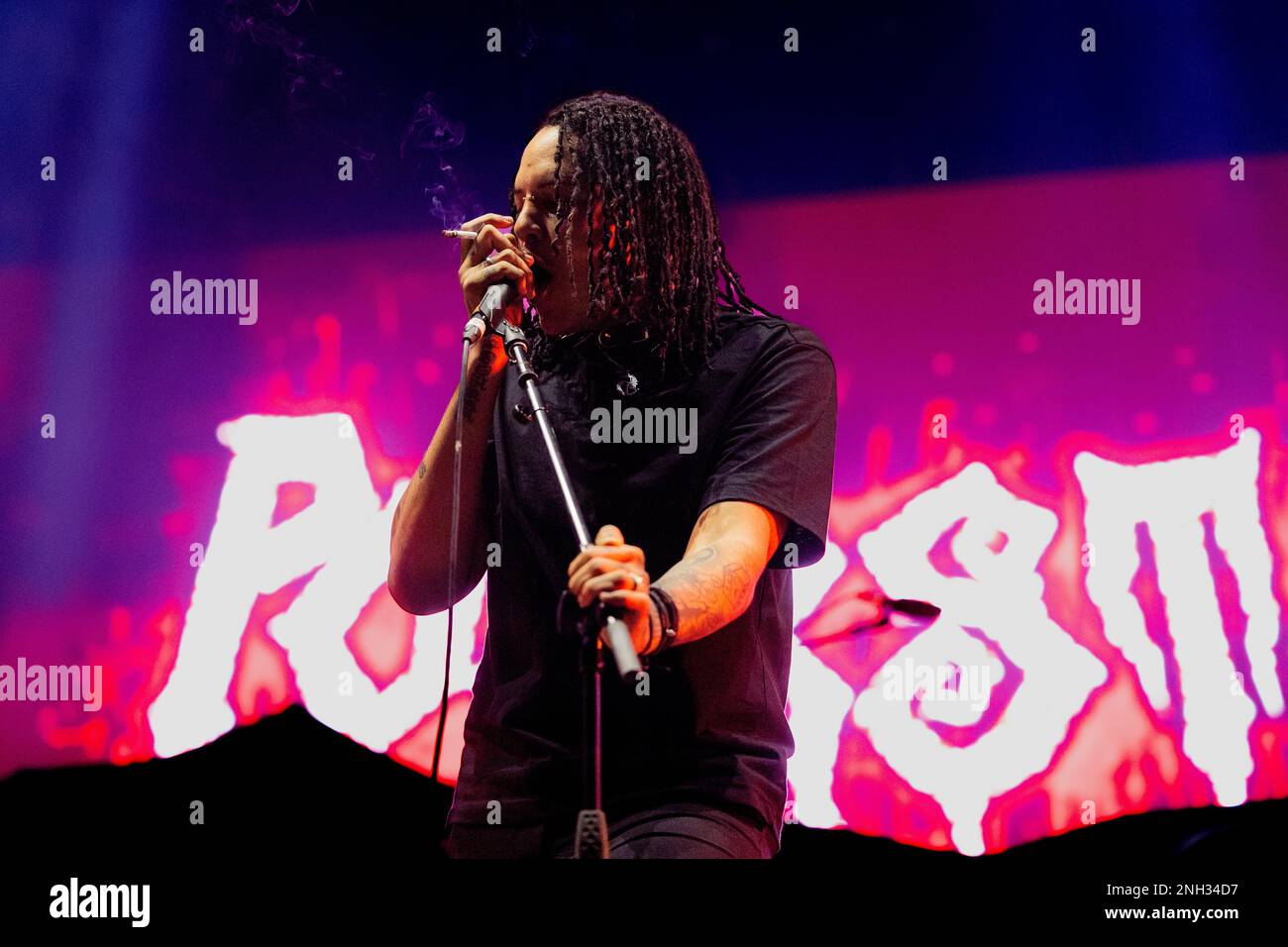 Poorstacy singer hi-res stock photography and images - Alamy