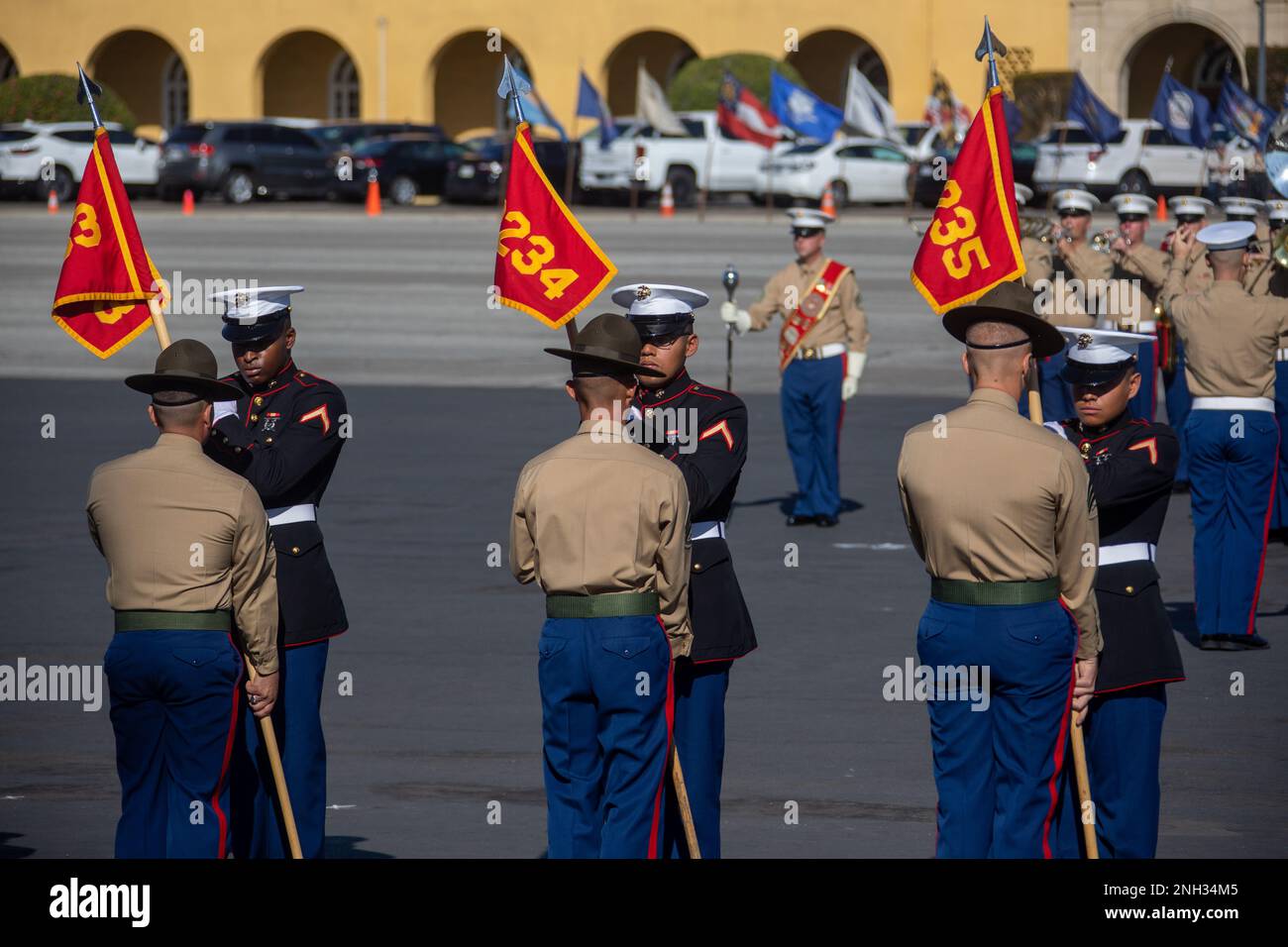 U.S. Marine Corps guides with Kilo Company, 3rd Recruit Training ...