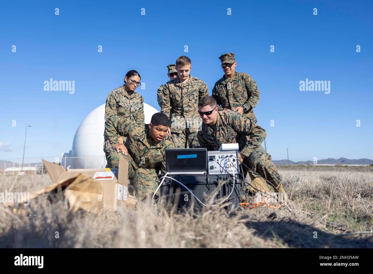 U.S. Marine Corps meteorology and oceanography analysts with 1st ...