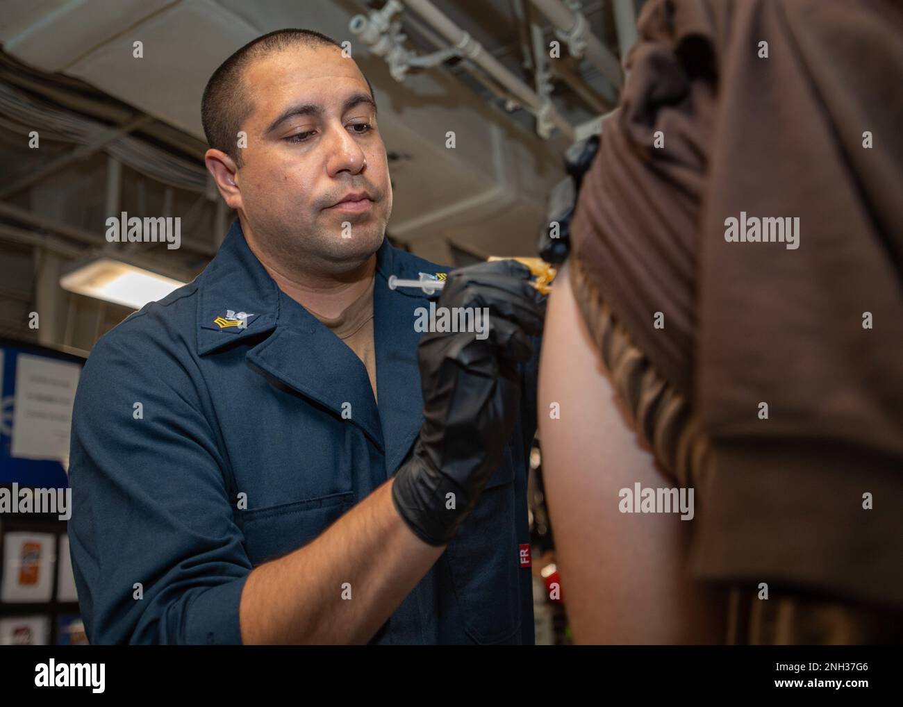 221209-N-MH015-1009 PACIFIC OCEAN (Dec. 9, 2022) U.S. Navy Hospital ...
