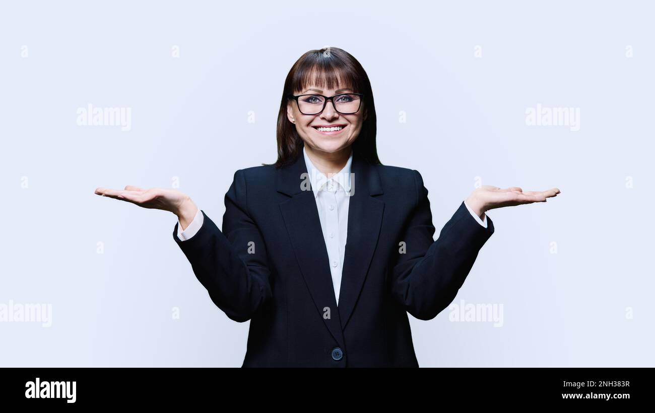 Two open empty hands palms hi-res stock photography and images - Alamy