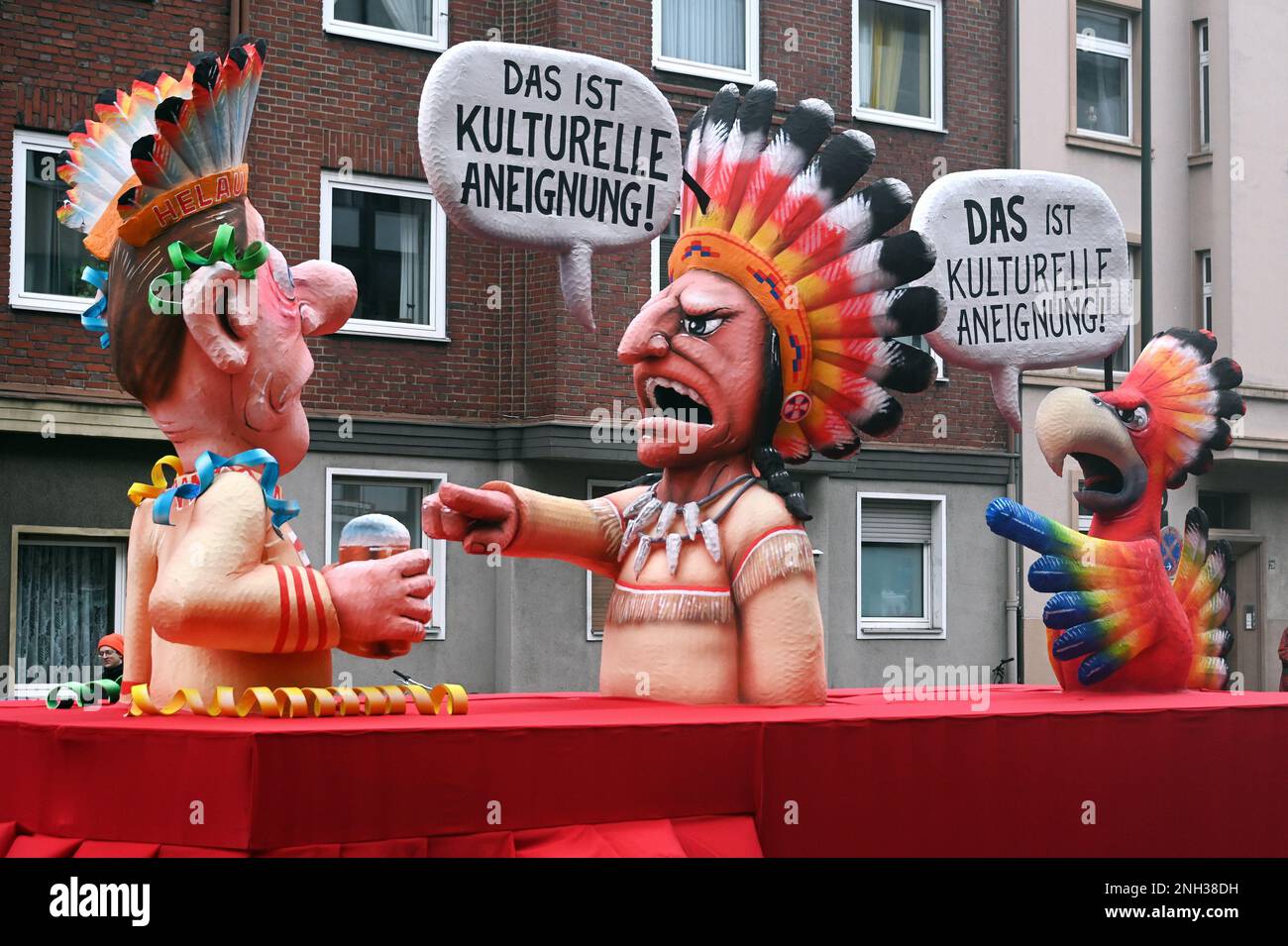 Rose Monday procession in Düsseldorf; theme float by Jaques Tilly ...