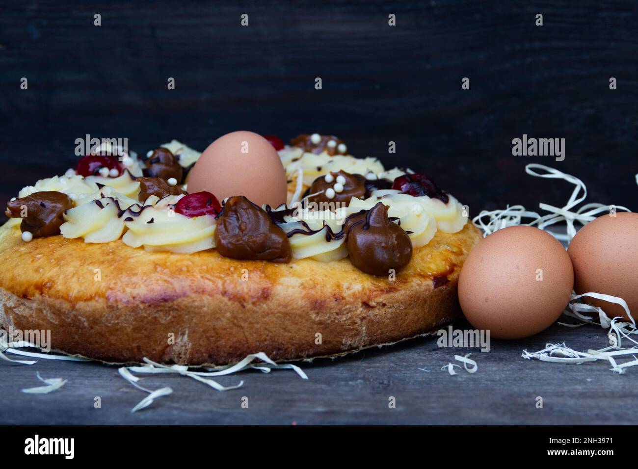 Rosca de Reyes, or Rosca de Pascua, traditional food to celebrate the ...
