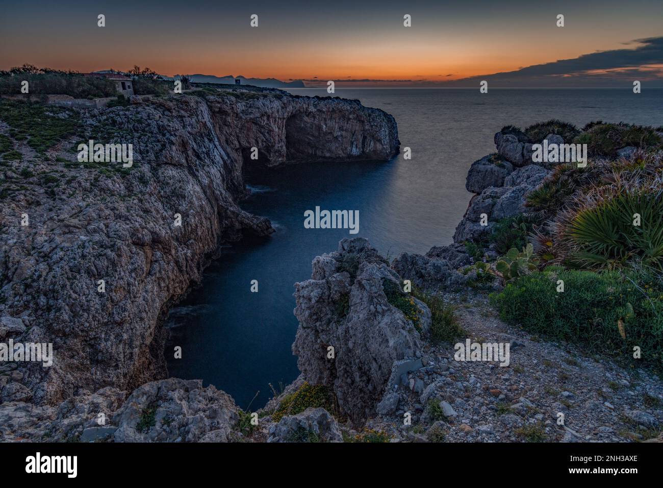 Sunset terrasini hi-res stock photography and images - Alamy