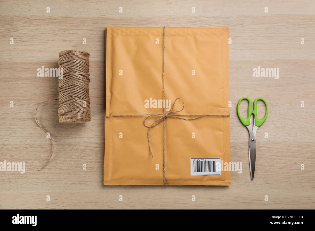 Padded envelope hi-res stock photography and images - Alamy