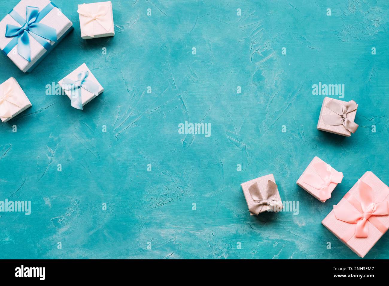 Gender mix hi-res stock photography and images - Alamy