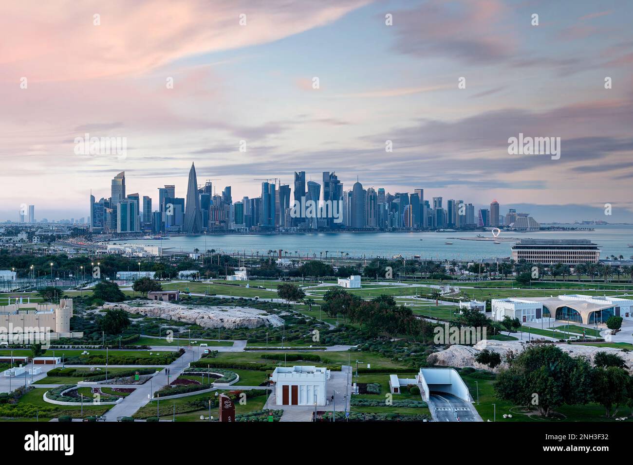 Al bidda tower qatar doha hi-res stock photography and images - Alamy