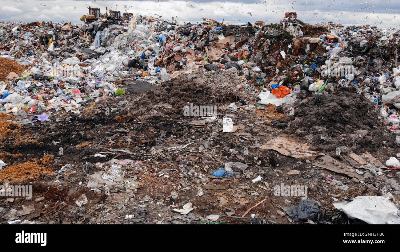 Large landfill aerial view garbage hi-res stock photography and images ...