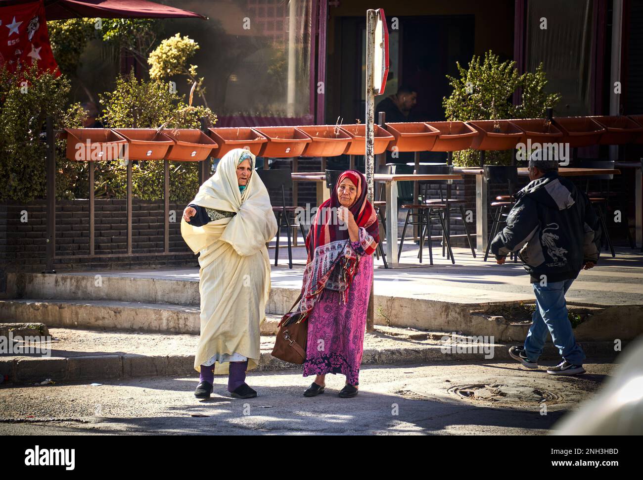 Traditional berber costume hi-res stock photography and images - Alamy