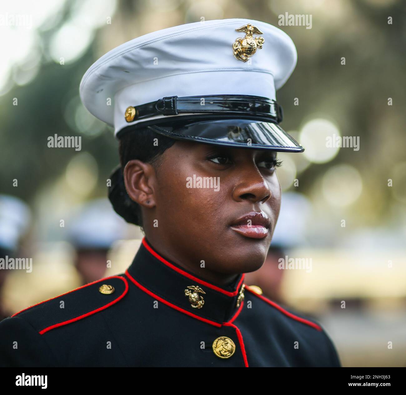 Recruits with Hotel Company, 2nd Recruit Training Batttalion, march to ...