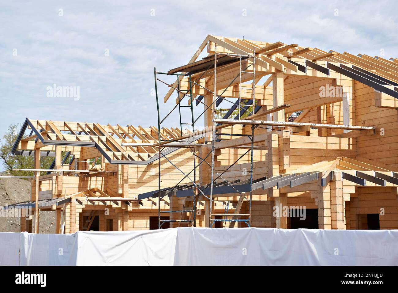 Timber frame wall construction hi-res stock photography and images - Alamy