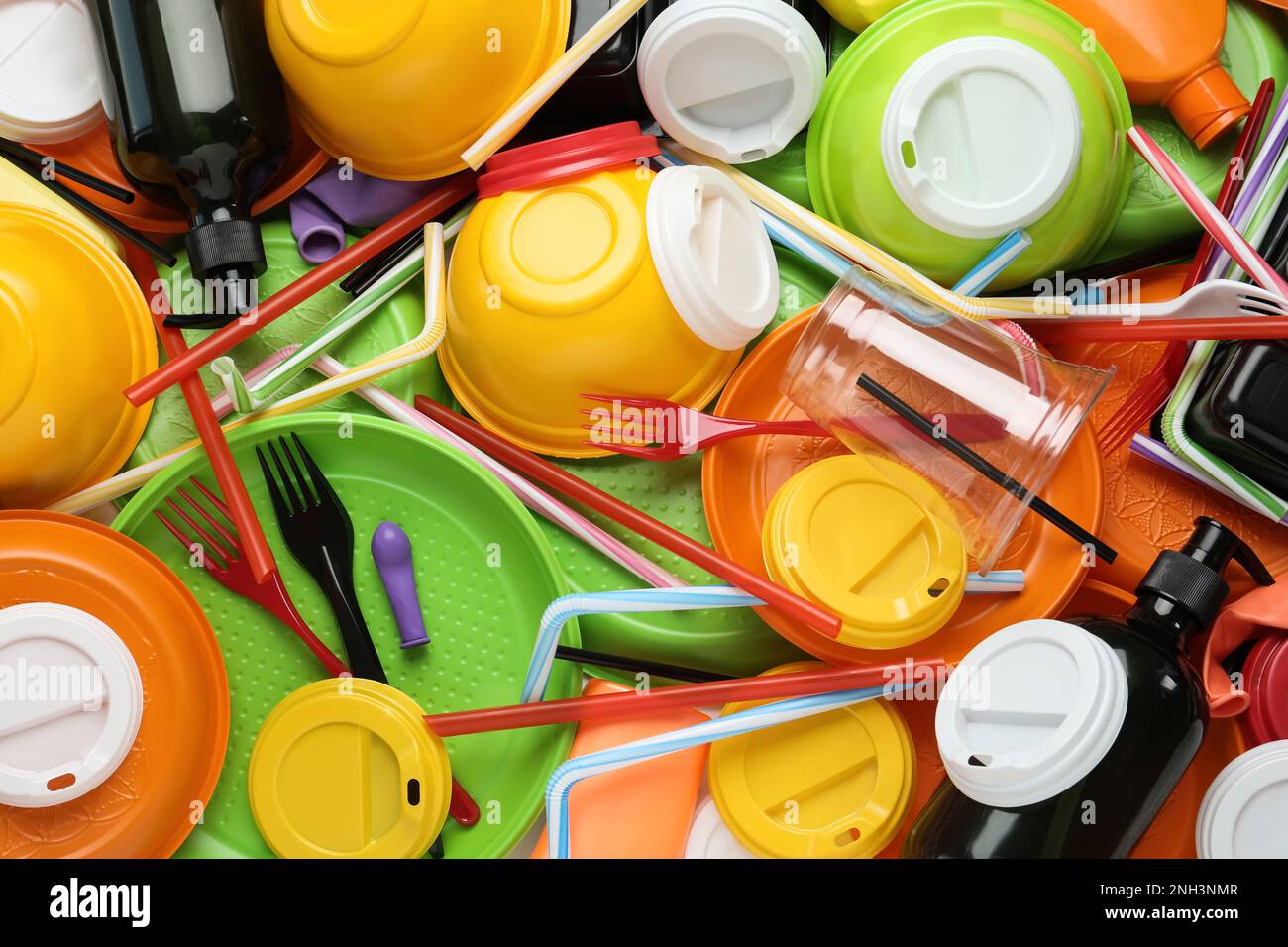 Colorful plastic items hi-res stock photography and images - Alamy