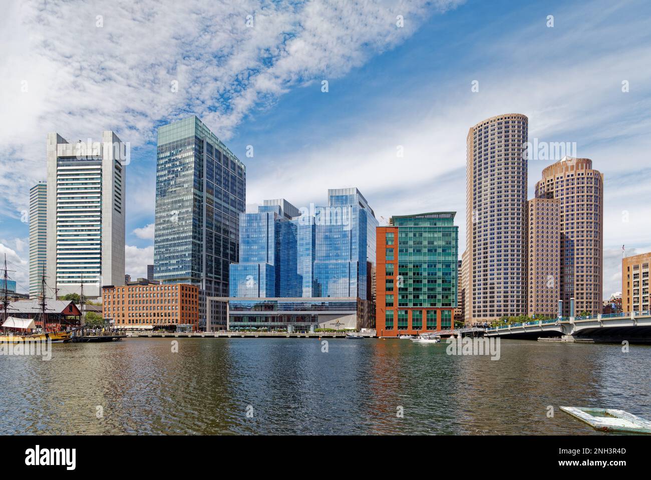 Fort Point Channel: Boston Tea Party Museum, Federal Reserve Bank ...