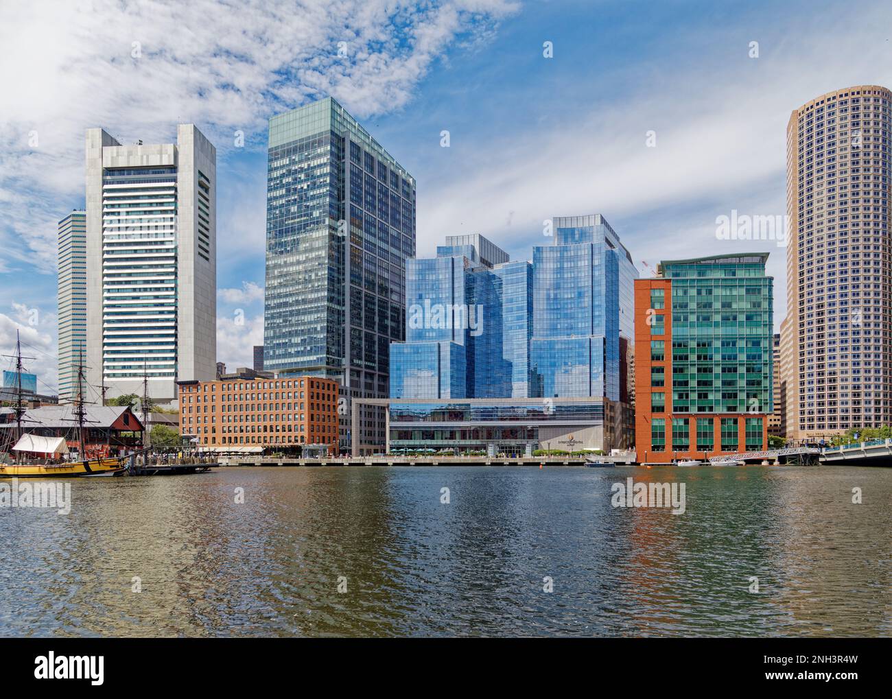 Fort Point Channel: Boston Tea Party Museum, Federal Reserve Bank ...