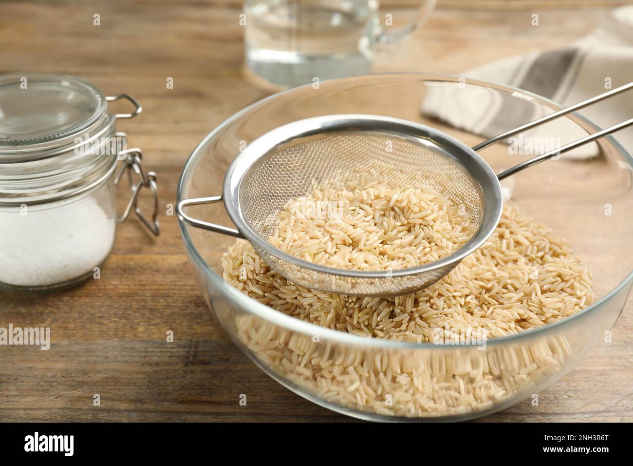 Rice sieve hi-res stock photography and images - Alamy