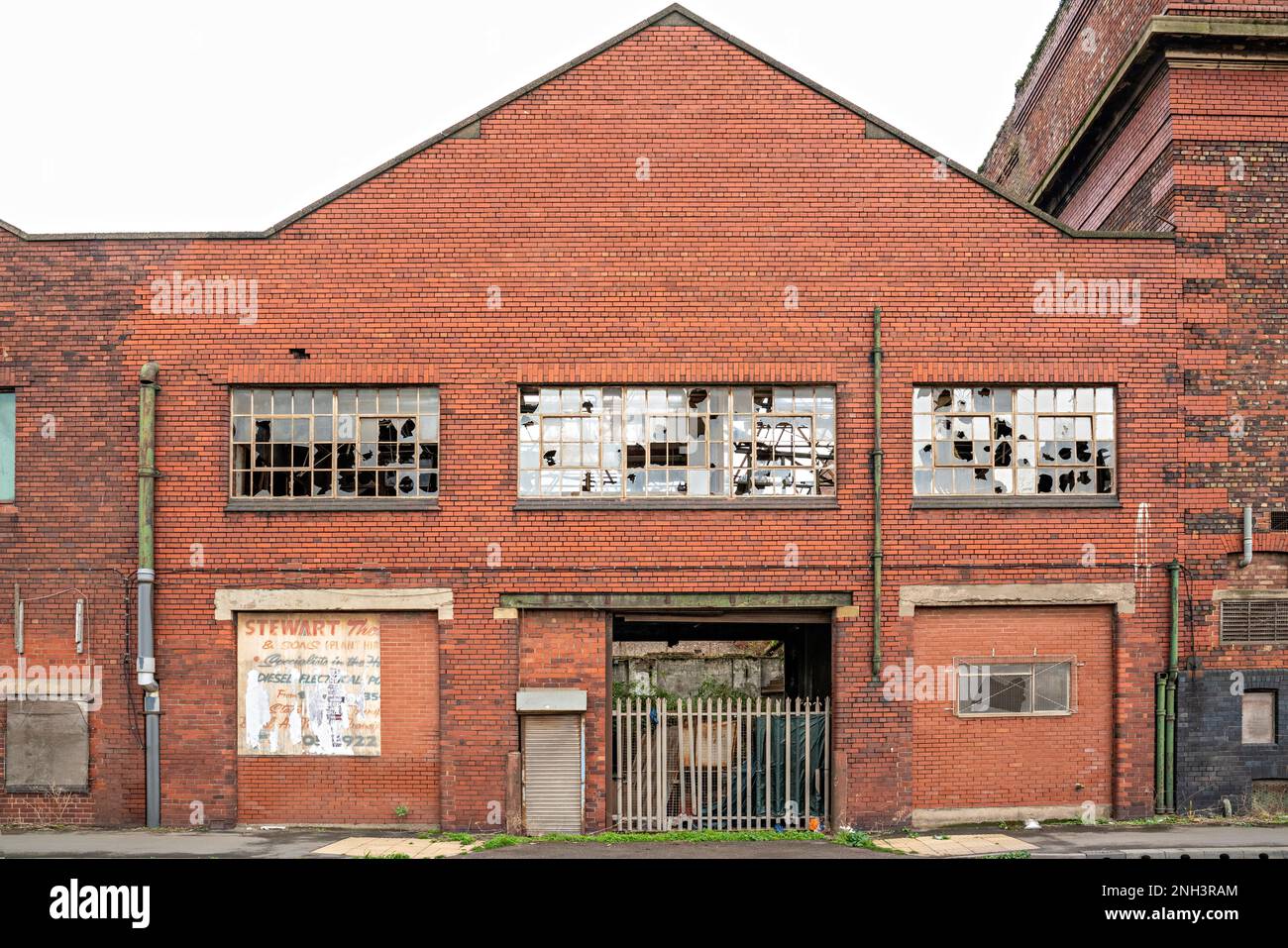 Regent road liverpool docks hi-res stock photography and images - Alamy