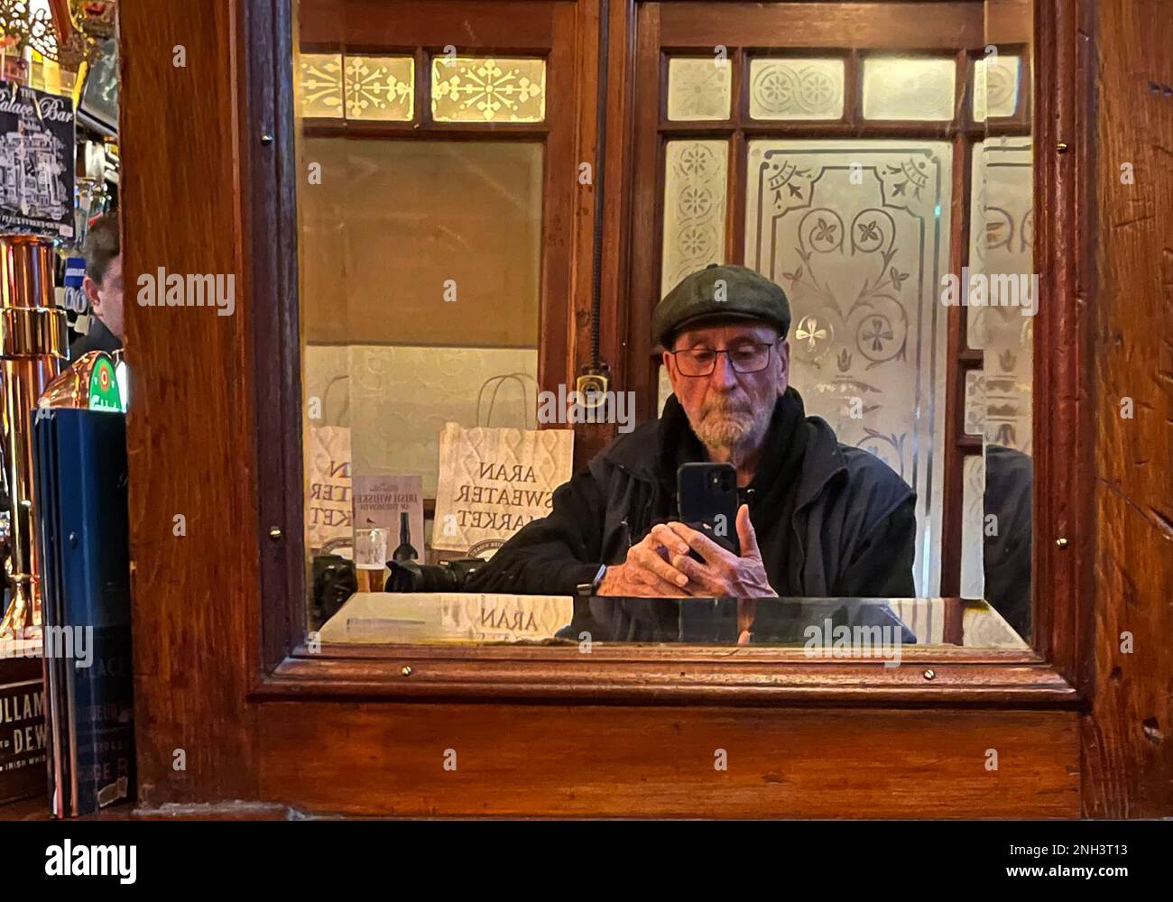 The palace bar dublin hi-res stock photography and images - Alamy
