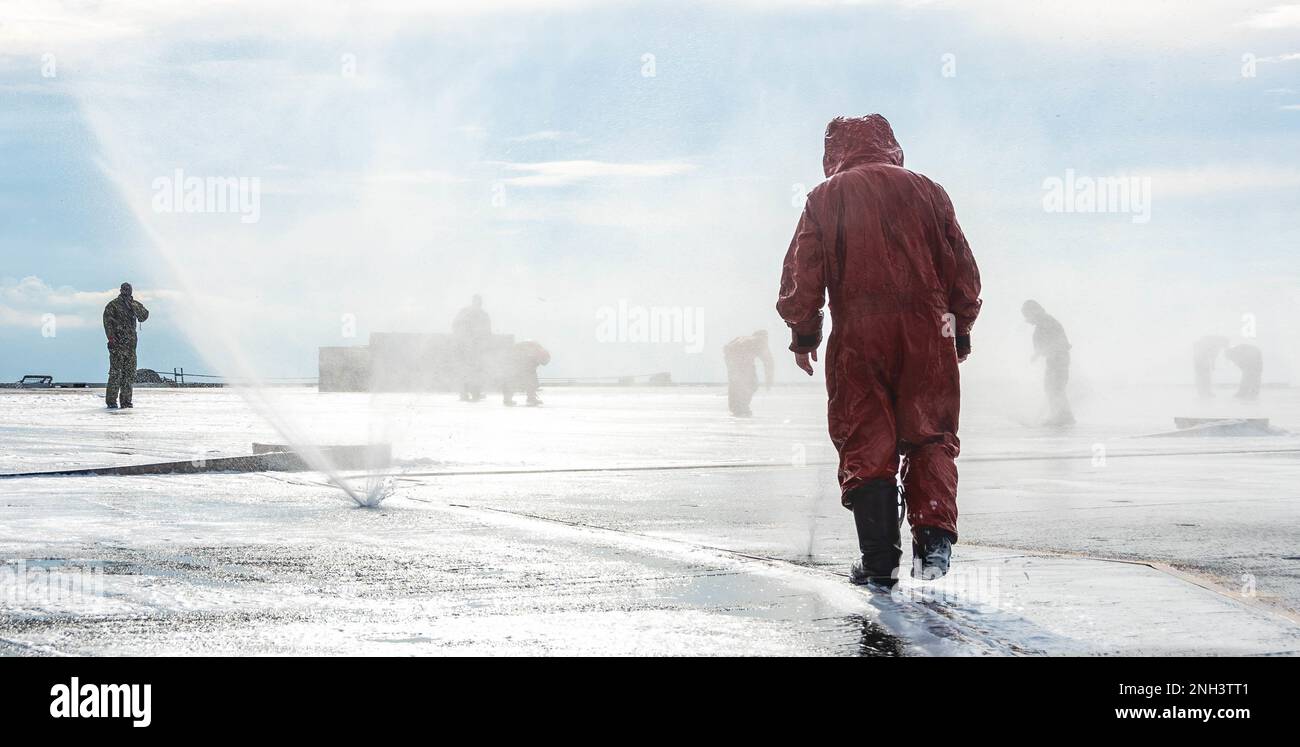 221210-N-BR419-2578 PHILIPPINE SEA (Dec. 10, 2022) Sailors test the ...