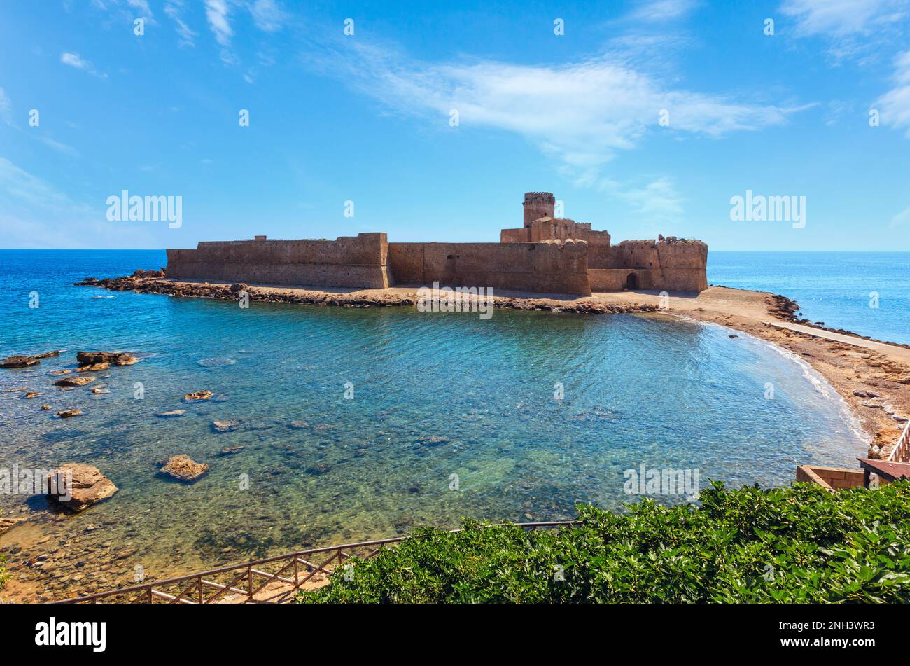 Crotone italy beach hi-res stock photography and images - Alamy