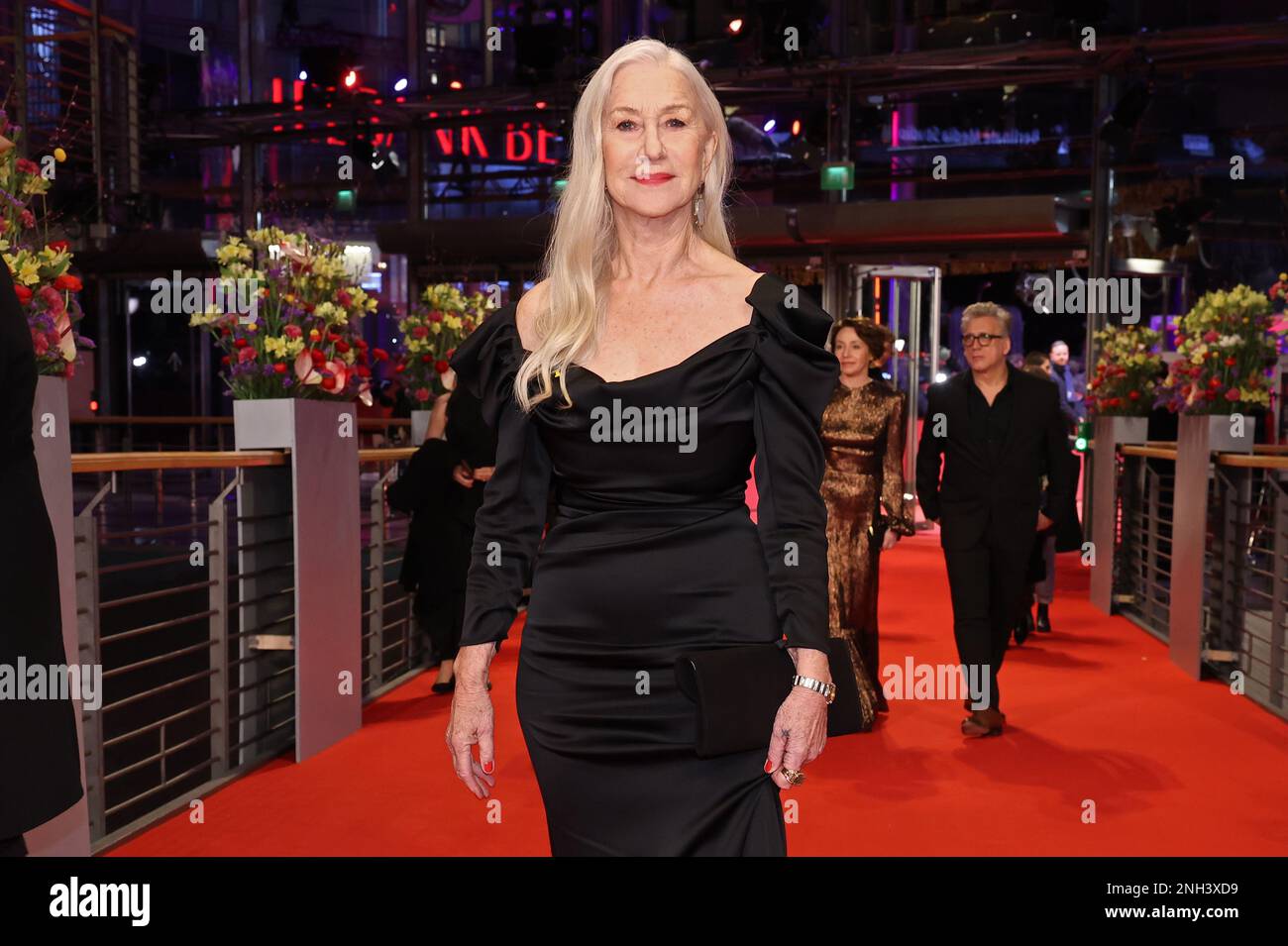 Berlin, Germany. 20th Feb, 2023. Helen Mirren arrives at the Berlinale ...